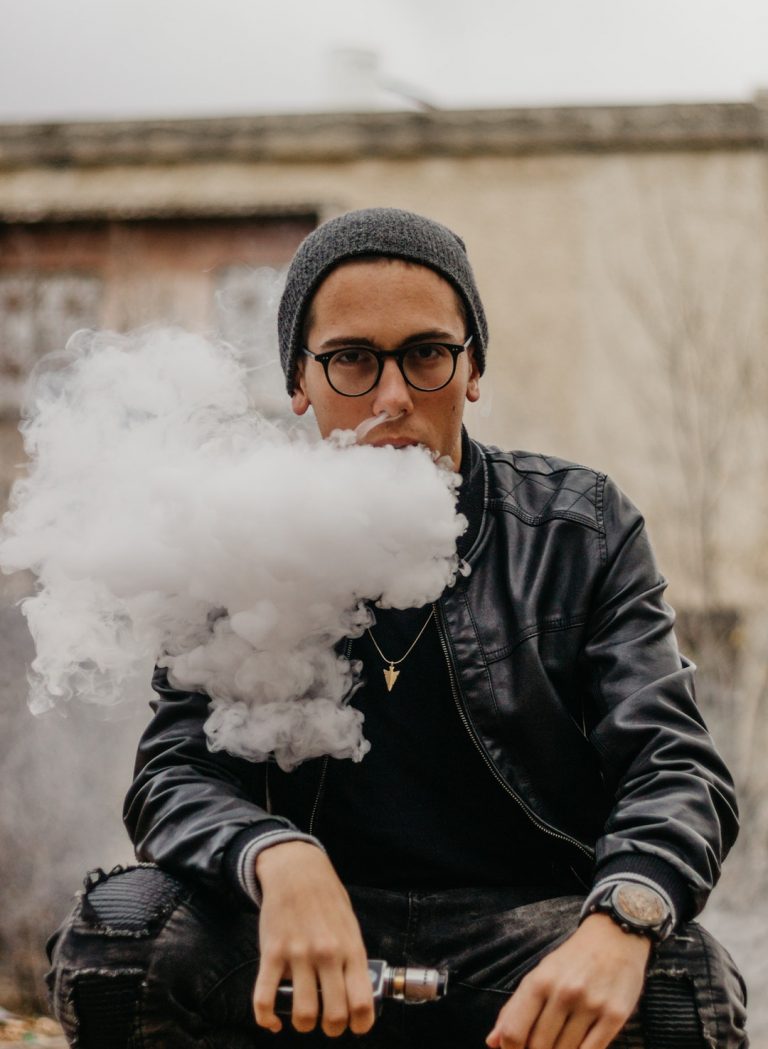 Vaping for Anxiety: Can it Really Improve Your Mental State? - E-cigs e ...